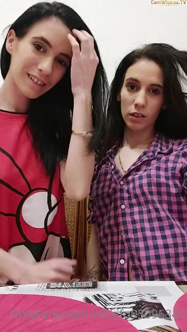 Watch Free Fox Twins Porn Video Campornis